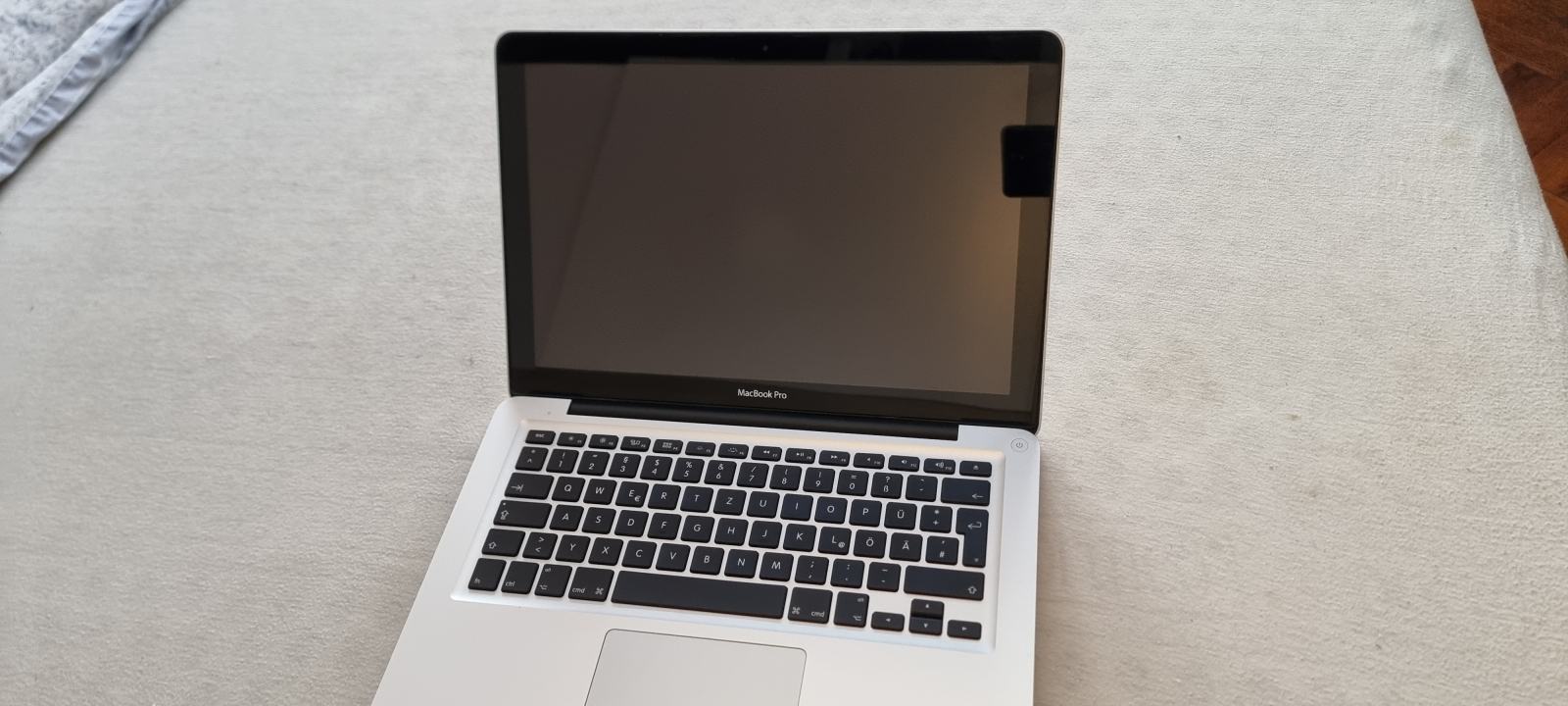 MacBook Pro mid 2012 (13-inch, i5 2,5Ghz, 16Gb Ram, 240gb SSD)