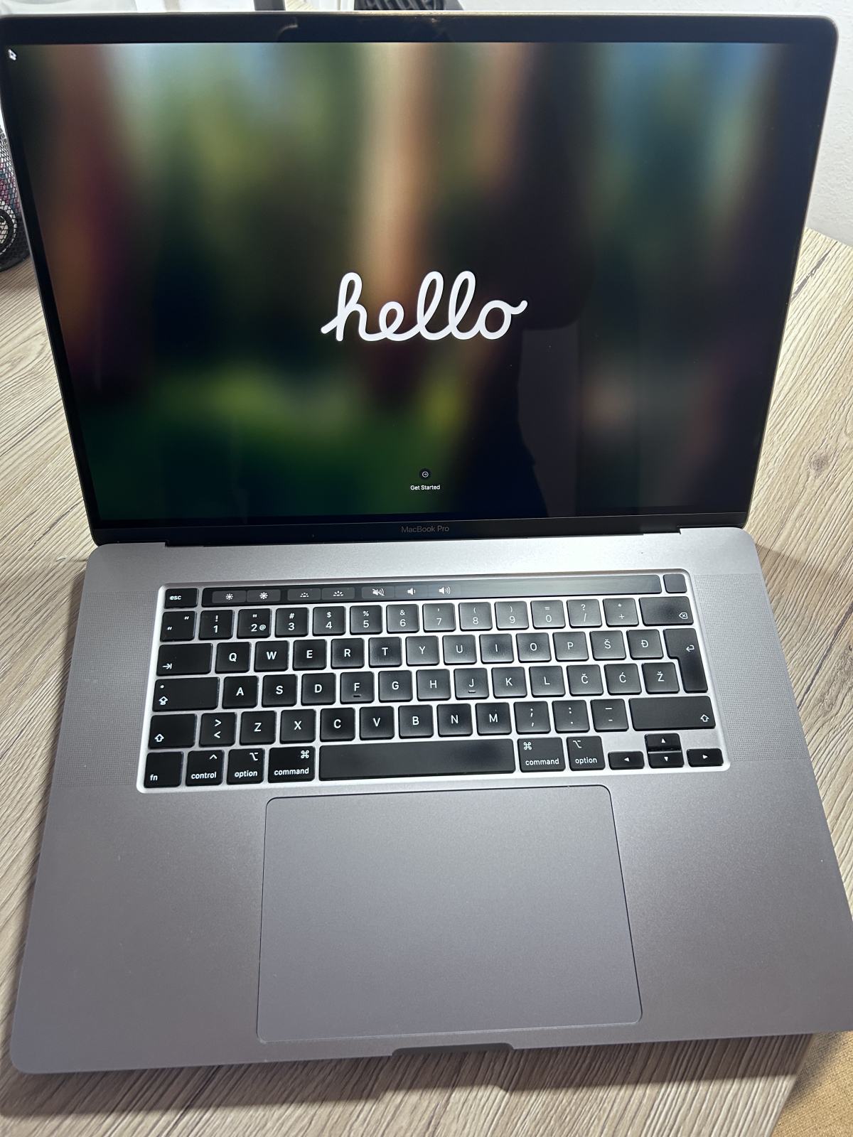 MacbookPro 2019, i9, 16GB, 1TB