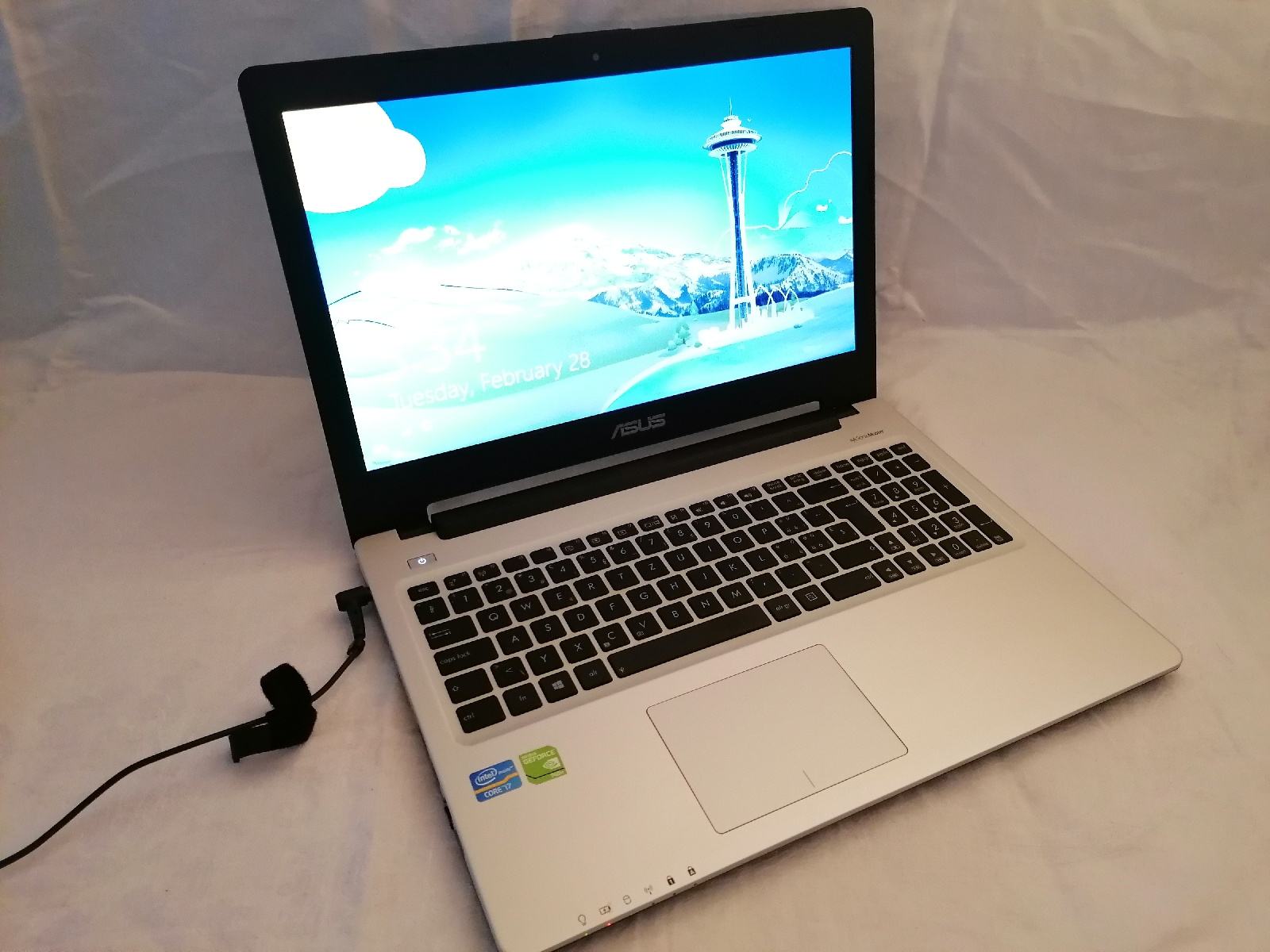ASUS K56CB-XX151h, i7, 8GB RAM, NVIDIA GeForce GT740M