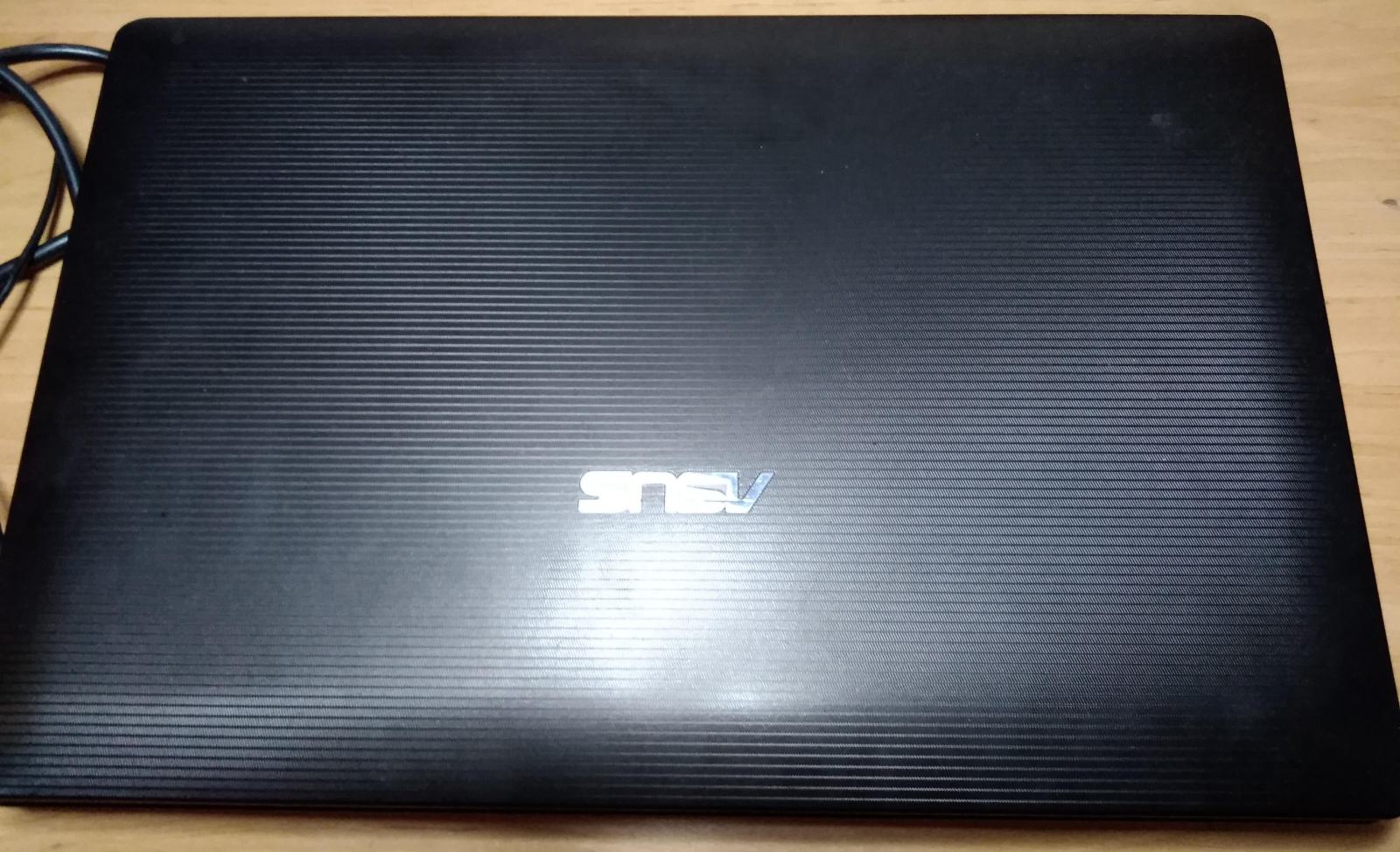 ASUS K73E i3, 8GB RAM, 750 GB HDD, 17.3