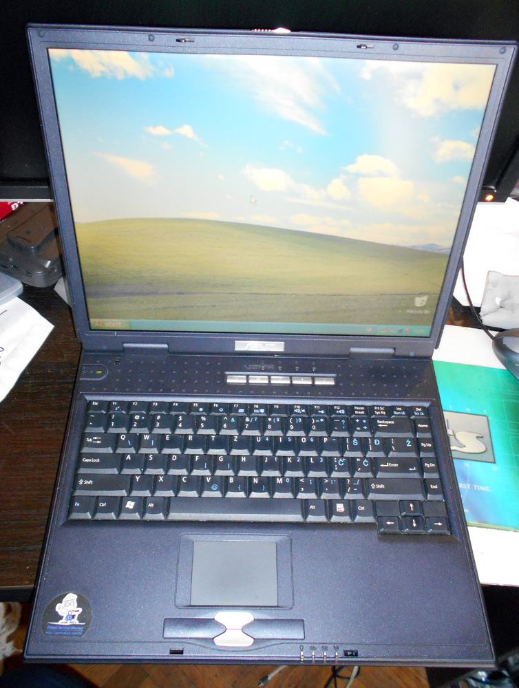 Asus L3800 laptop notebook 2ghz 512mb rama 60gb hd Win XP auto dijag.