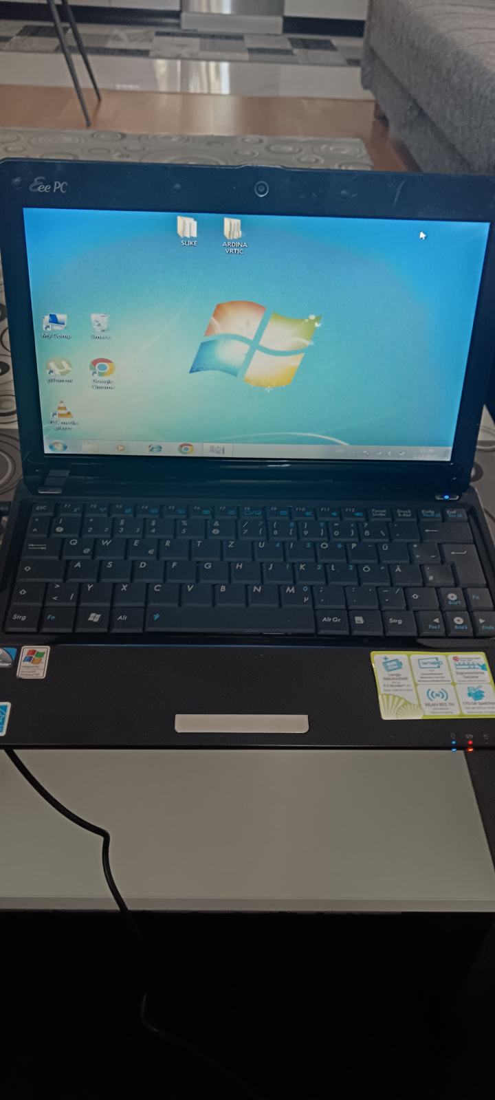 Asus mini laptop