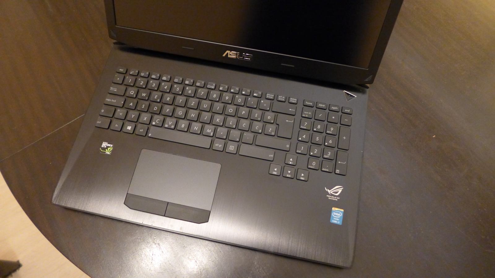 ASUS ROG G750JX (I7 4700hq,Nvidia 770m,8gb ram,1tb hdd)