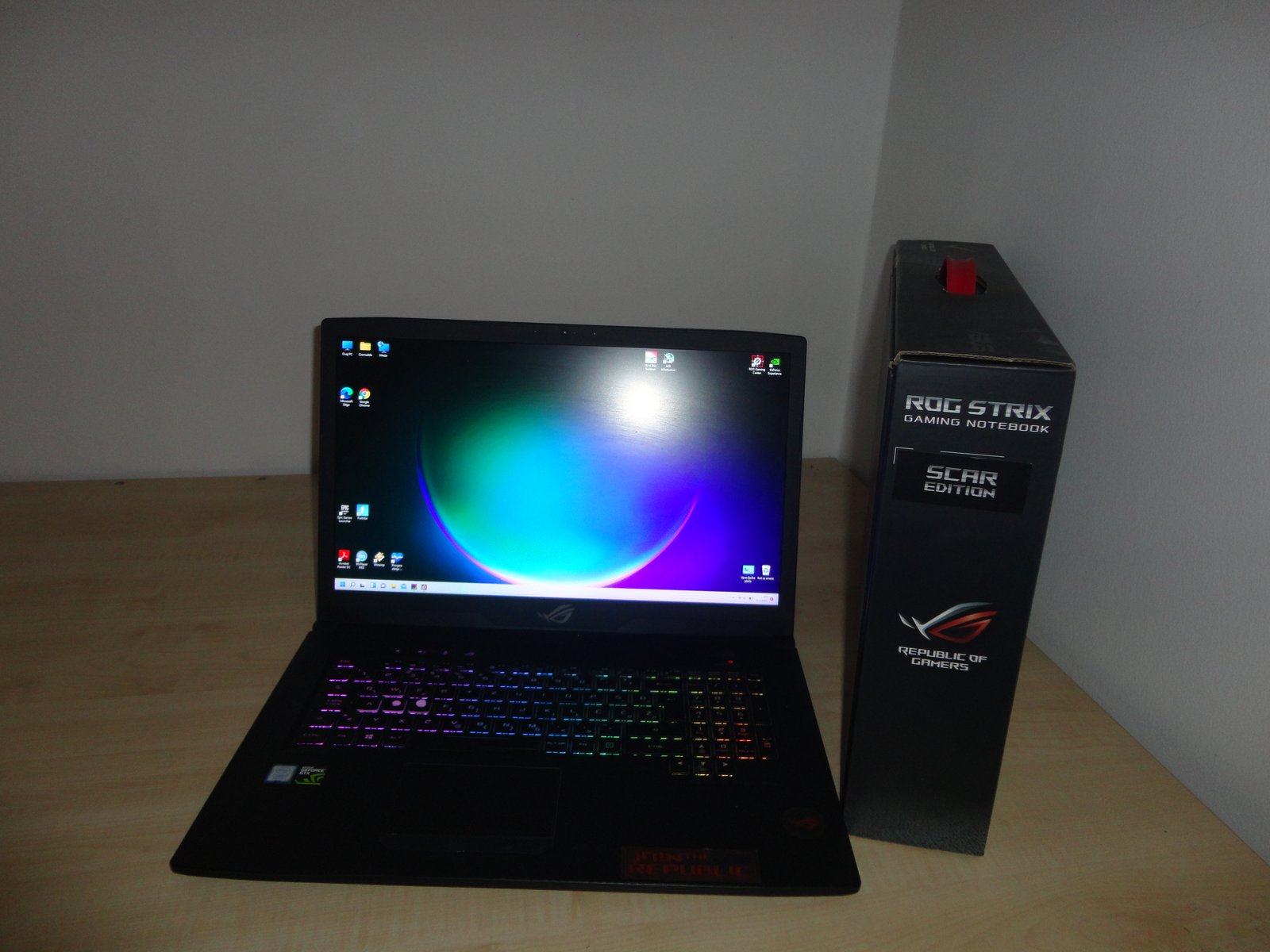 Asus ROG Strix SCAR edition GL703G