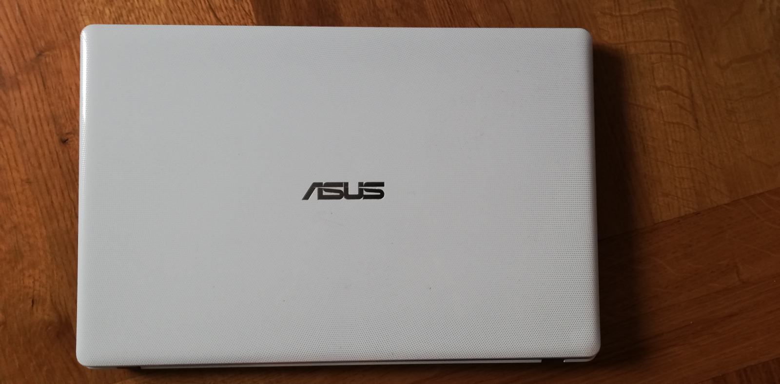 Asus X550C