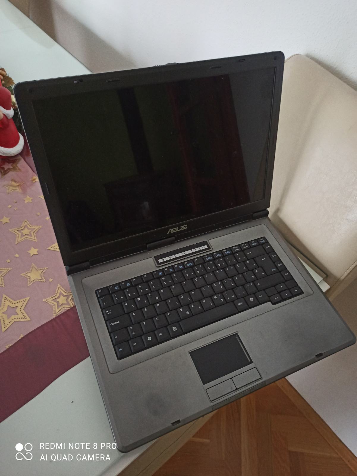 Laptop Asus X51L