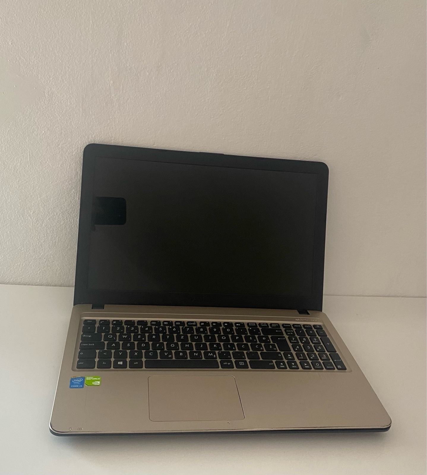 Laptop ASUS x540l