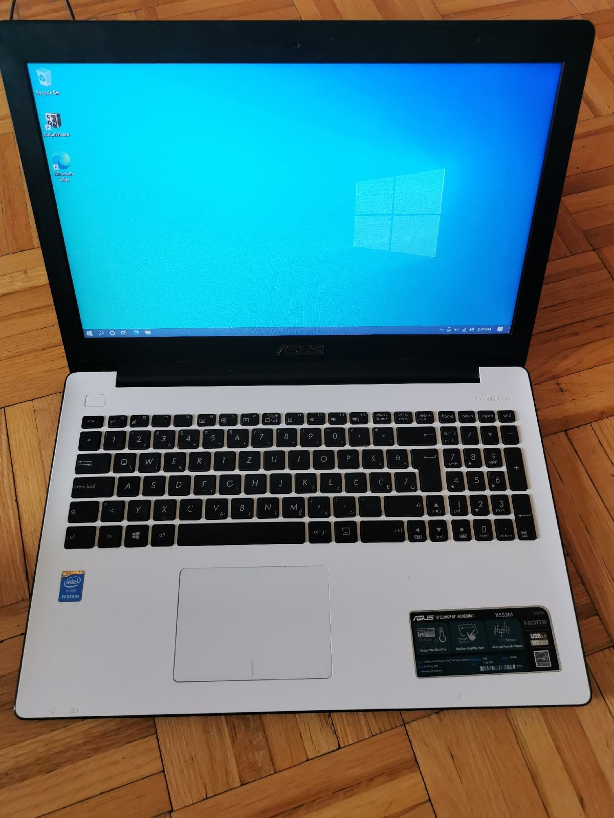 Laptop ASUS X553M Quad Core 500GB HDD