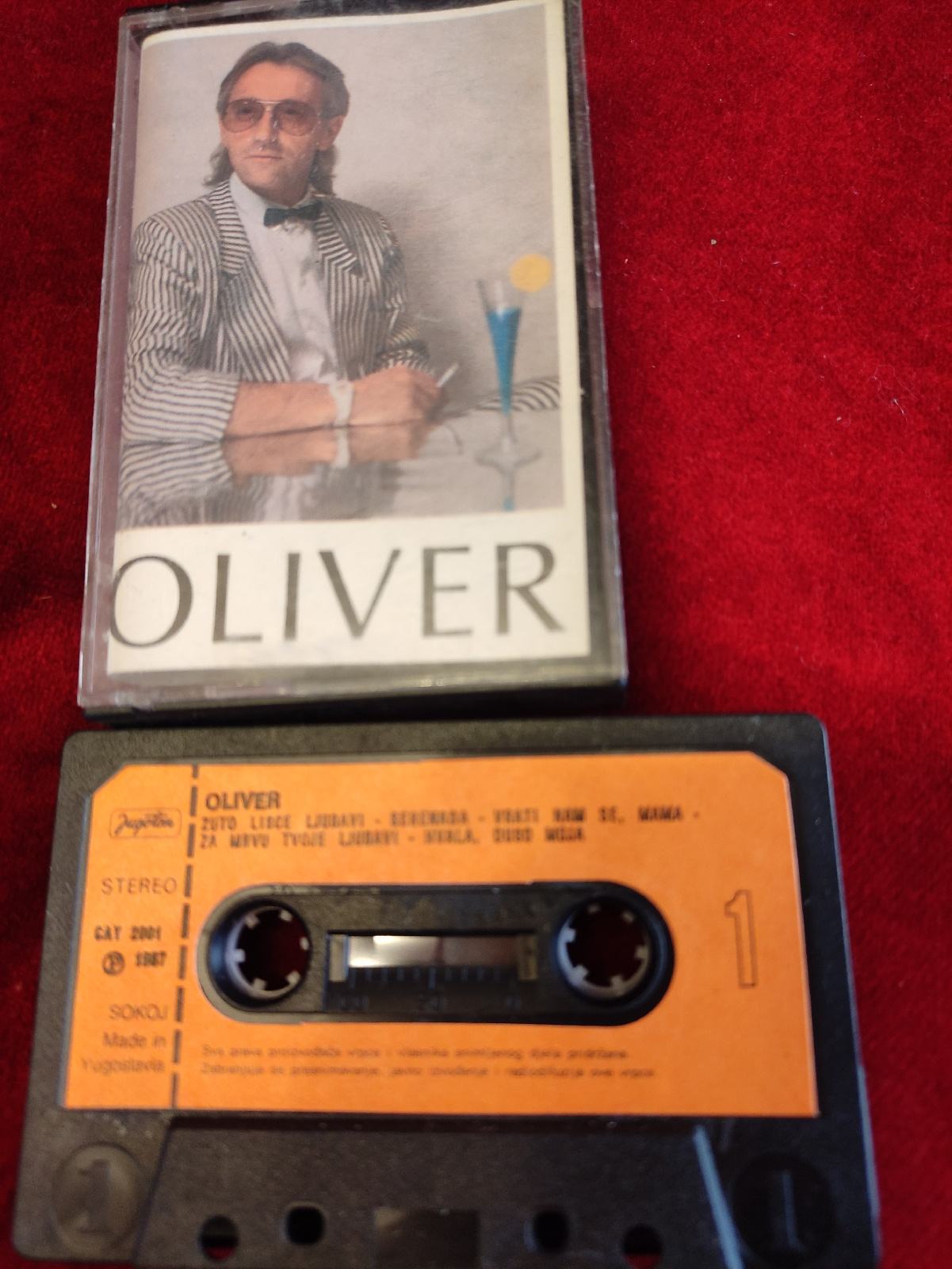 Audio kaseta Oliver Dragojević Žuto lišće ljubavi