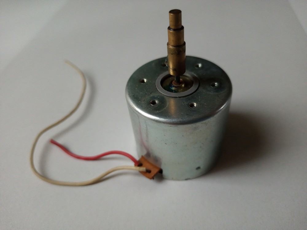 Matsushita MMC-6 P2LSA motor, 12 V DC, CCW