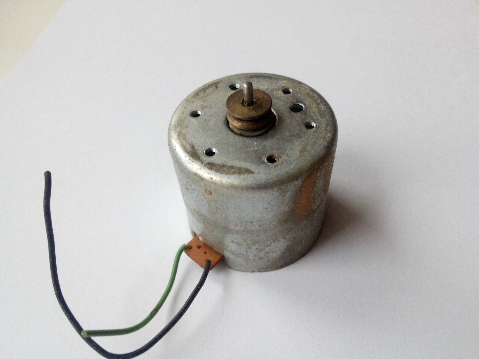 Matsushita MMI-919MCS motor, 9 V DC, (Philips 508 Spatial Stereo)