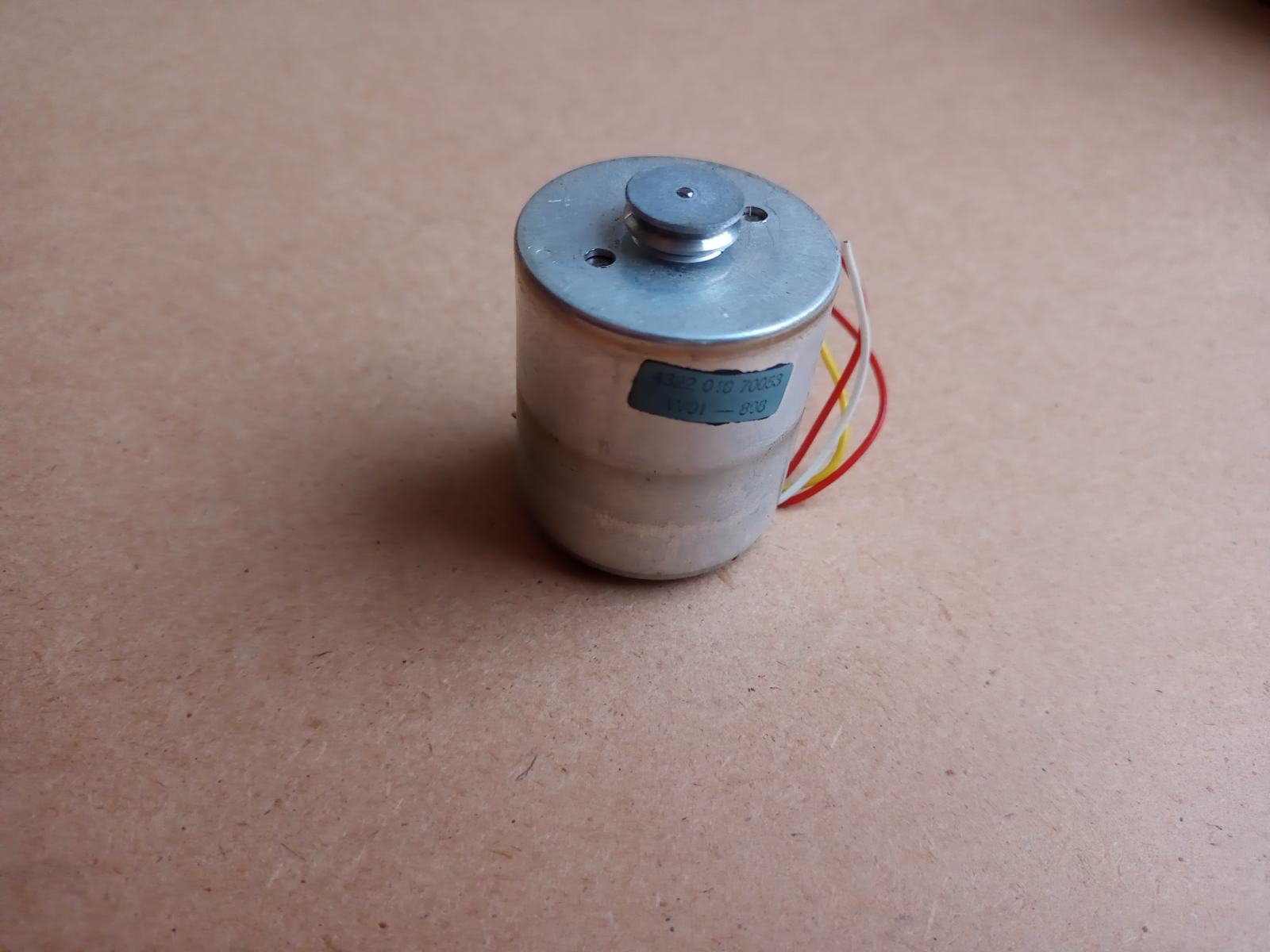 Philips 4322 010 70053 01 819 G17 motor