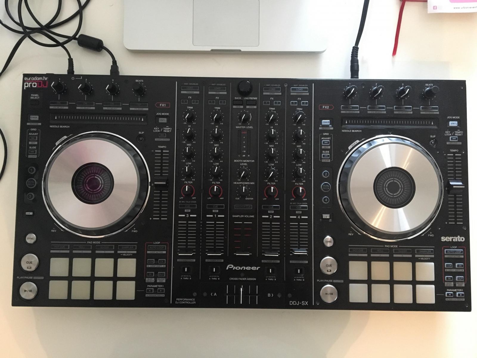 Pioneer DDJ-SX controller