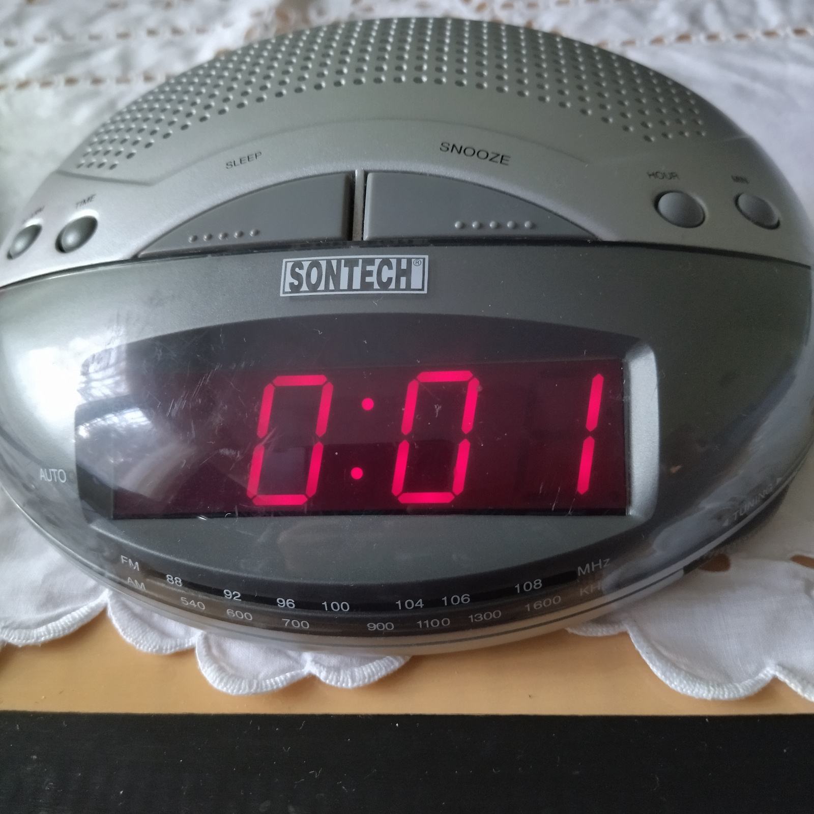 Radio sat budilica