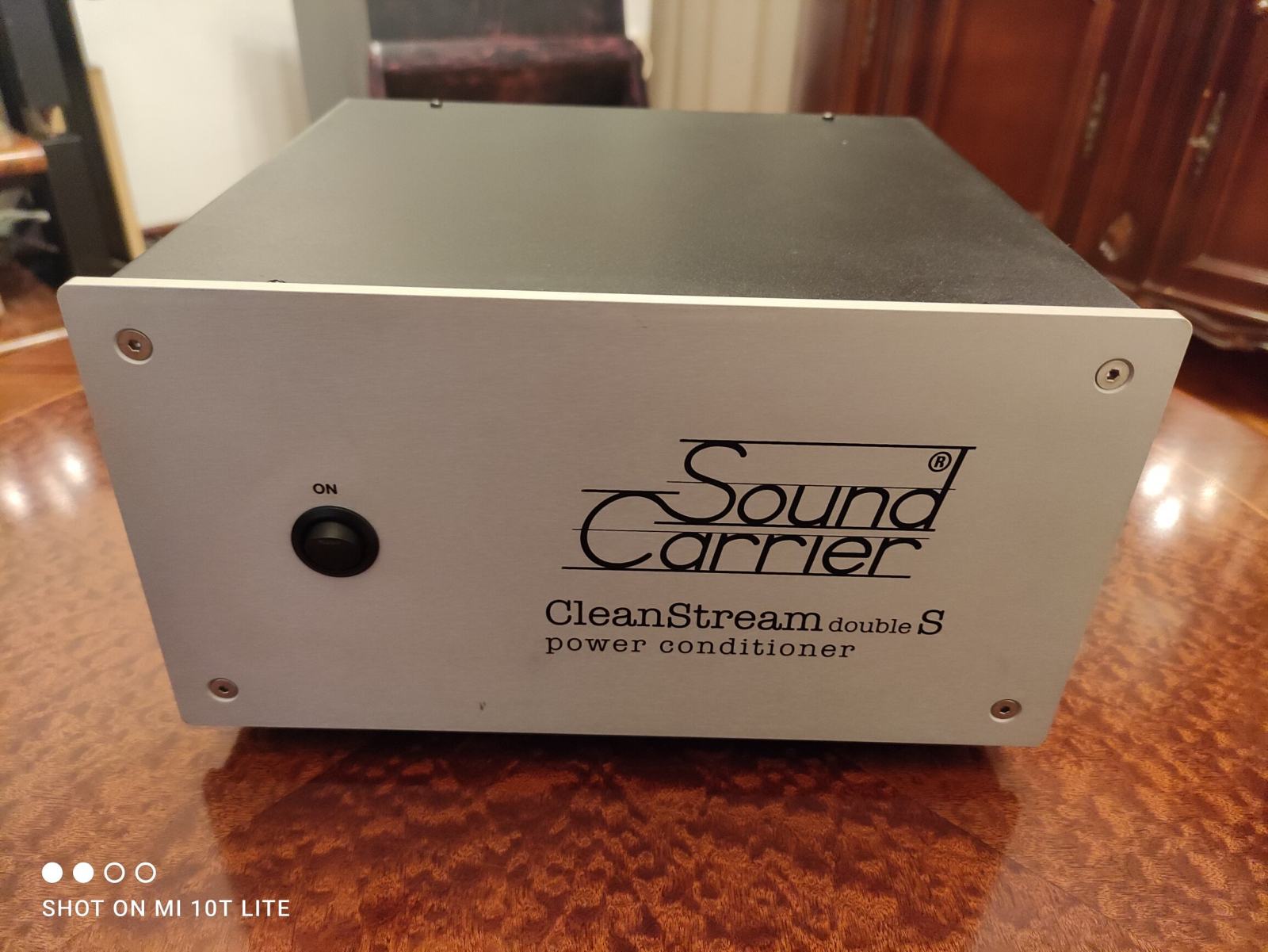 Sound Carrier - Double S