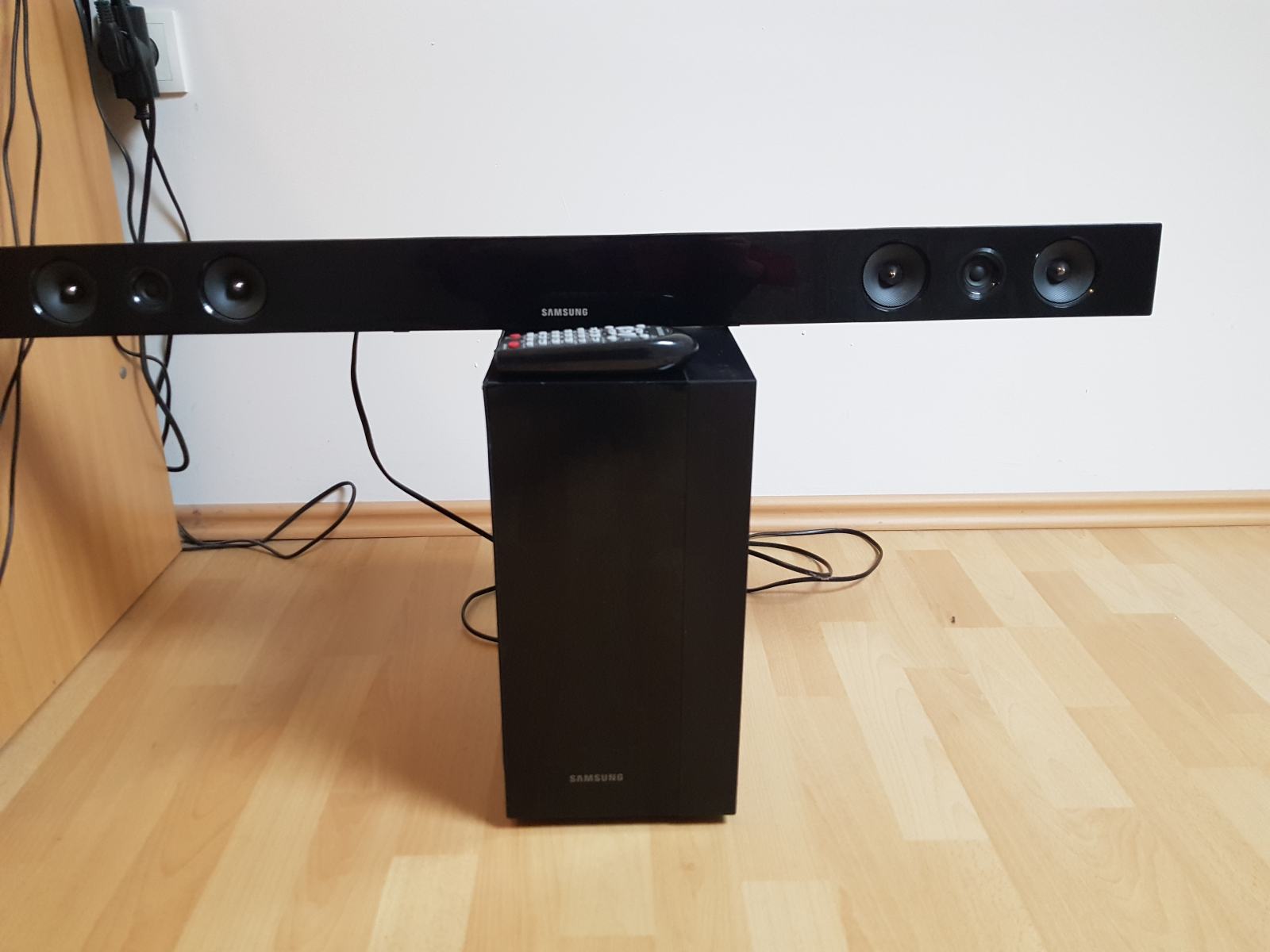 Soundbar Samsung HW-F450