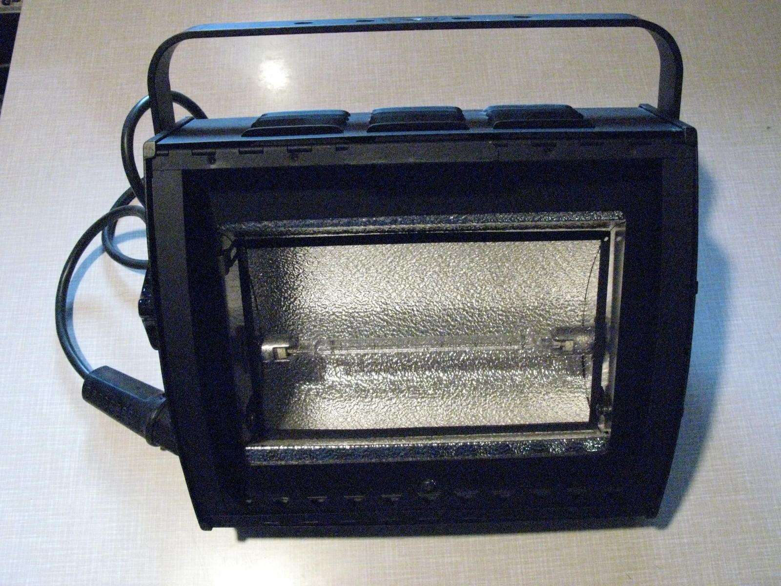 REFLEKTOR STRAND CODA 1000