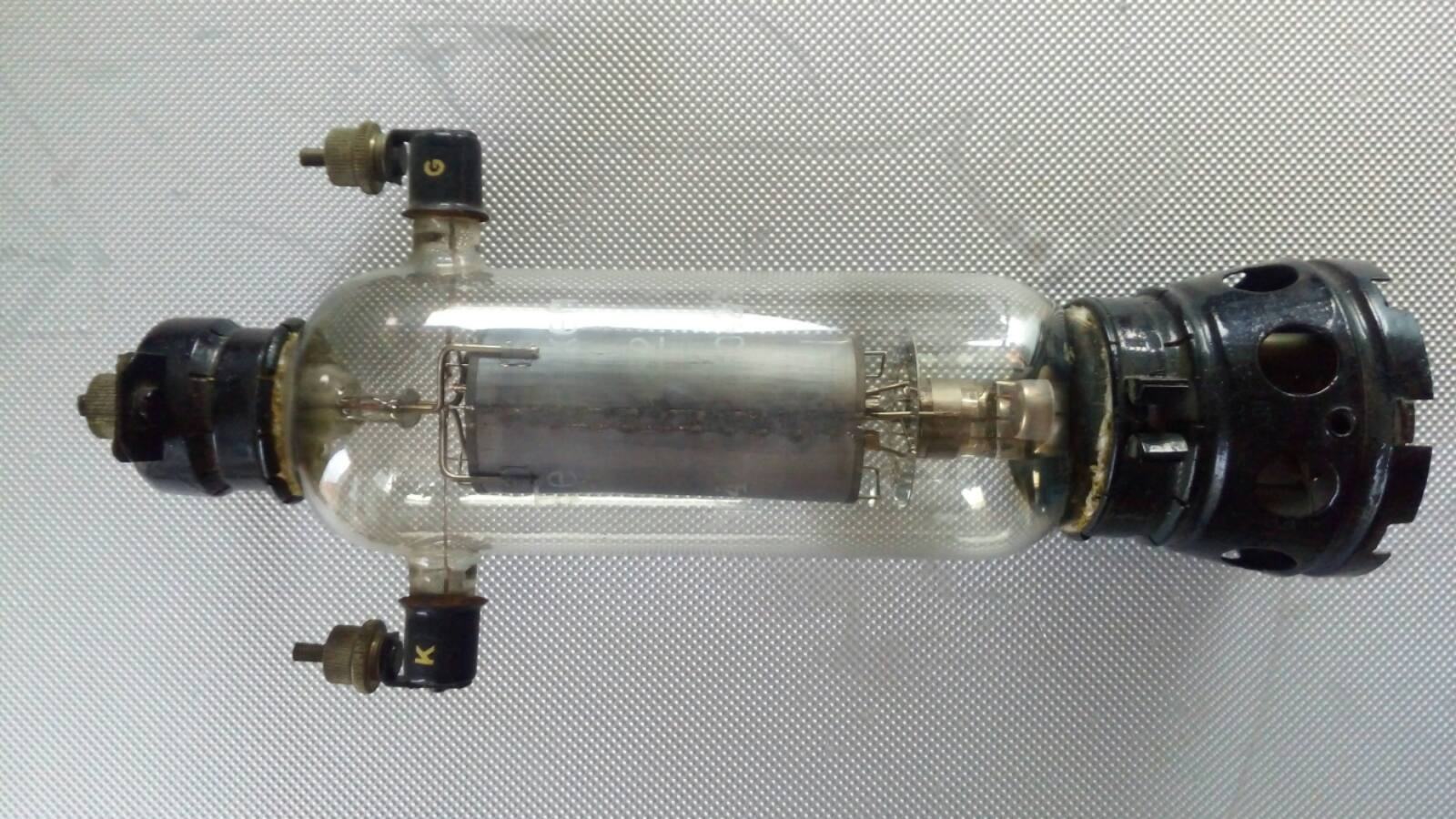 Telefunken RS282 100W trioda iz WW2 ispravna HITNO