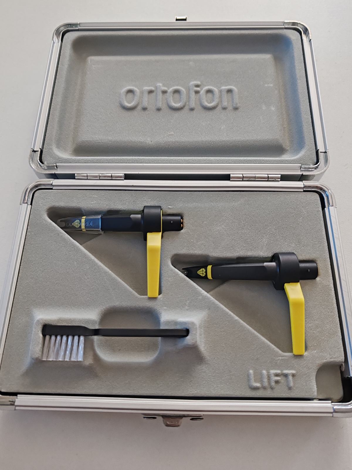 Zvučnica i igla za gramofon ORTOFON*Kao novo*