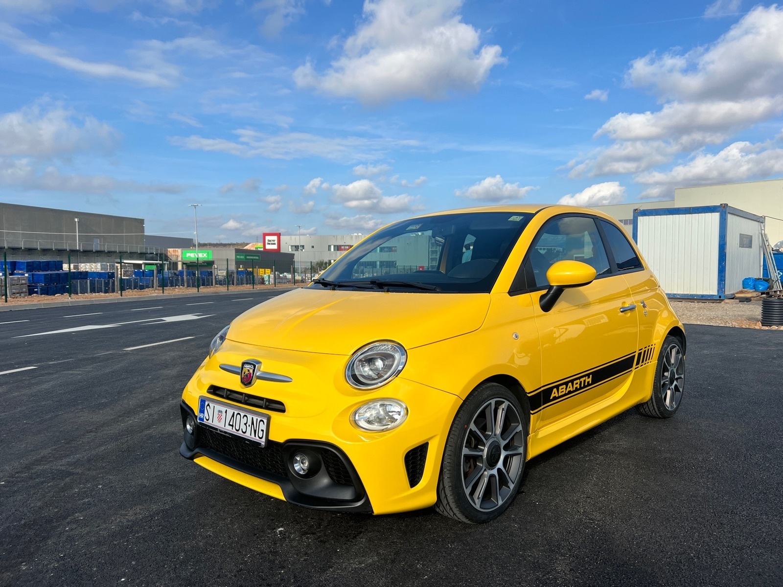 Abarth 595 - Monza Yellow, 2016 god.