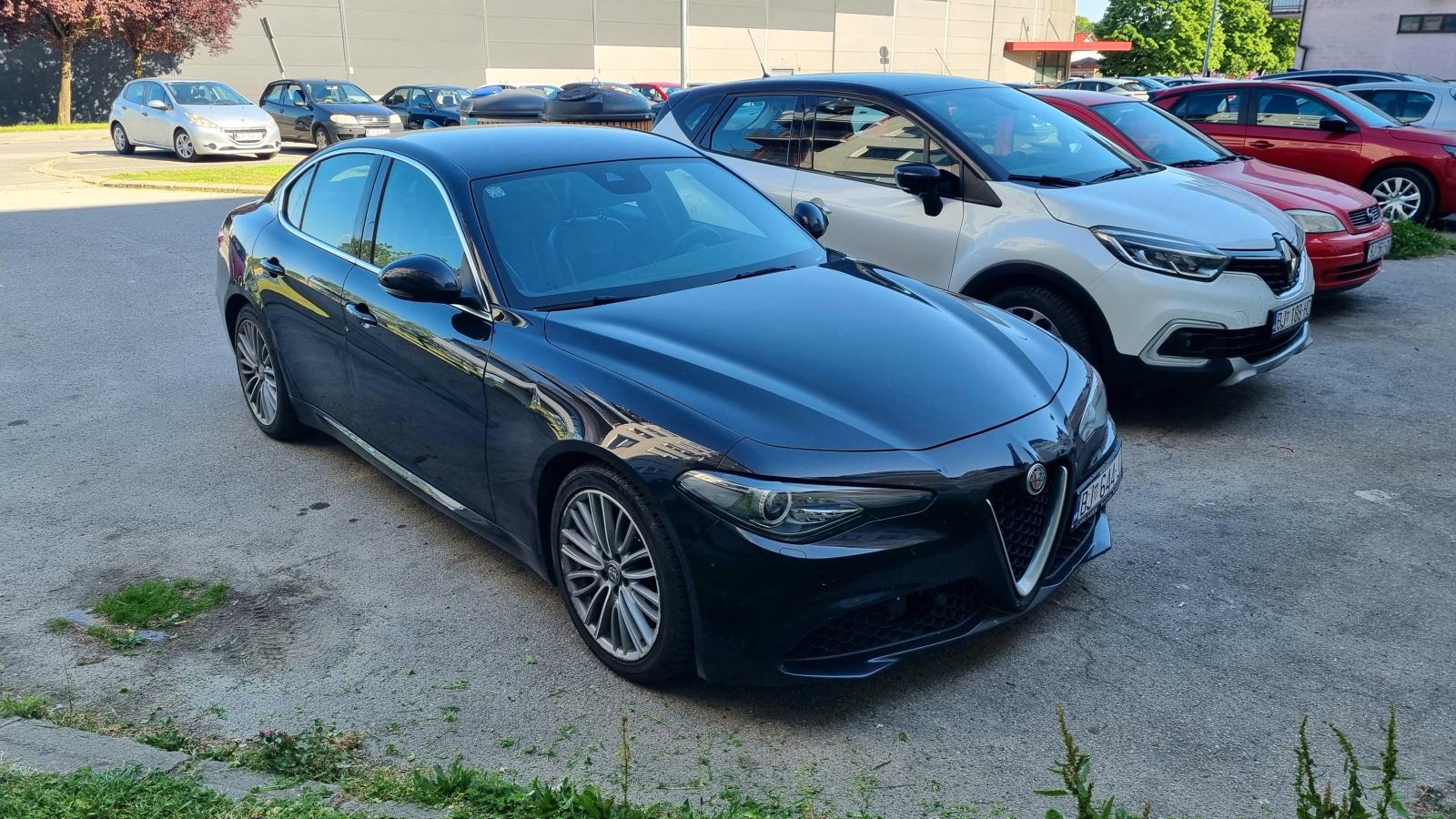 Alfa Romeo Giulia 2,2/132kW/AT8//LED/CAMERA/F1/KEYLESS/MEMORY, 2016 god.