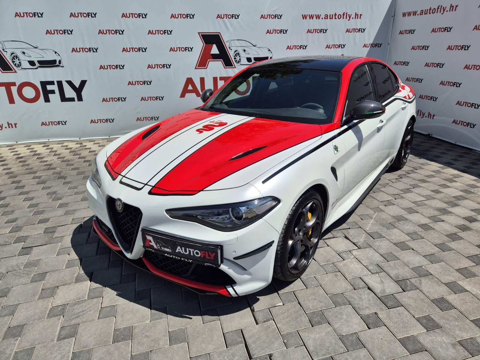 Alfa Romeo Giulia Quadrifoglio 2.9 V6 Racing Edition, 2017 god.