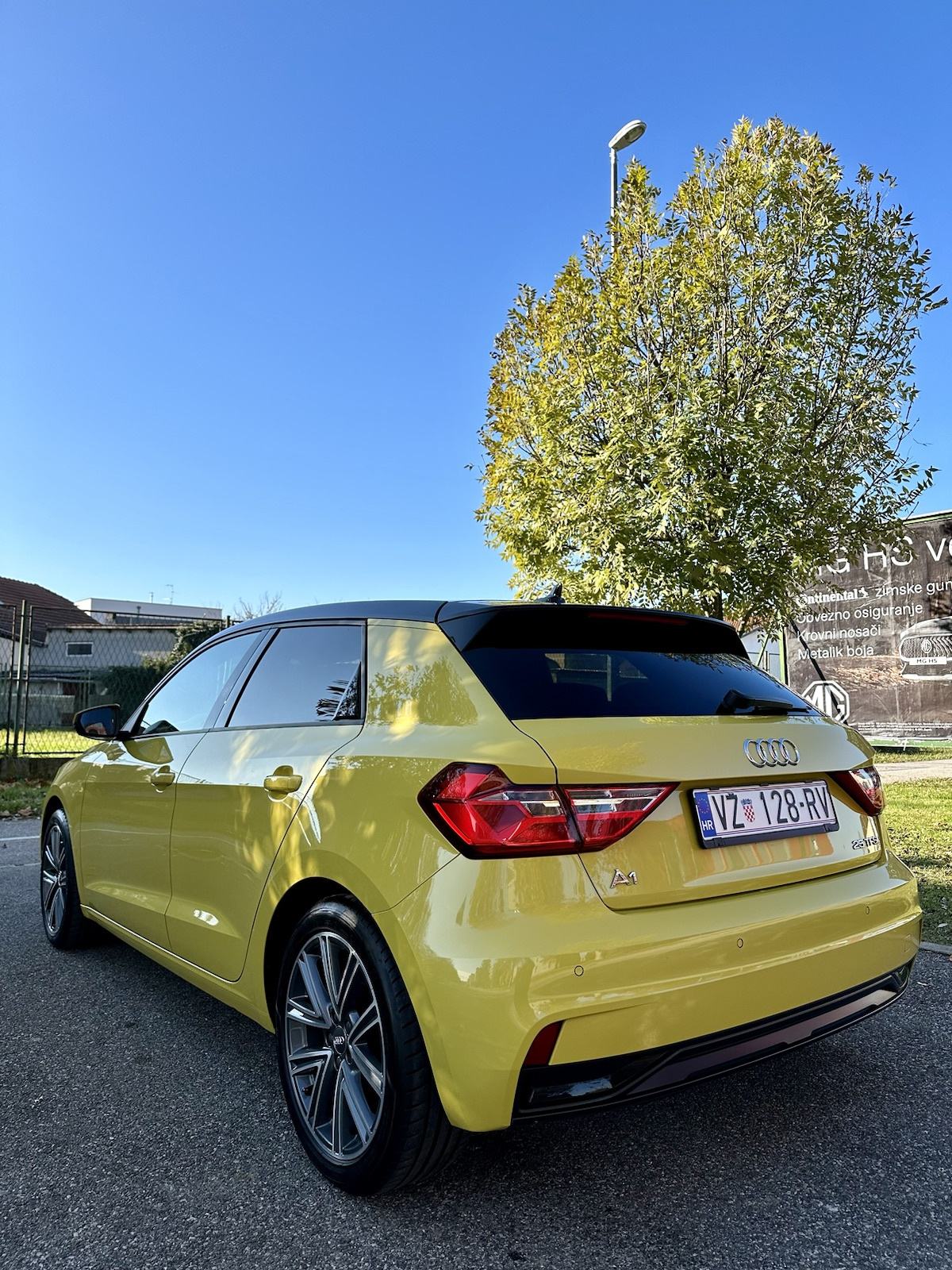 Audi A1 25 TFSI-virtual-pdc-alu felge-radar-, 2019 god.