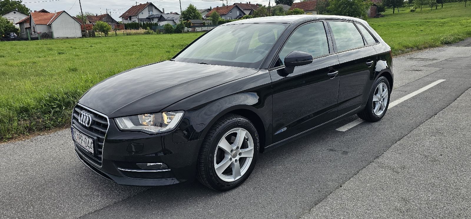 Audi A3 1,6 TDI Sport, 190tkm,servisna,garancija,nema poreza, reg.1g ...