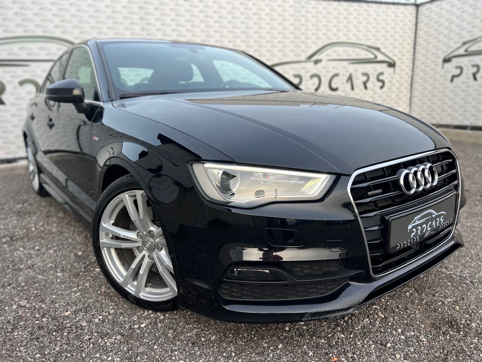 Audi A3 2,0 TDI 3xS-LINE°QUATTRO°ALU 18°NAVI°GRIJANJE SJEDALA°, 2016 god.