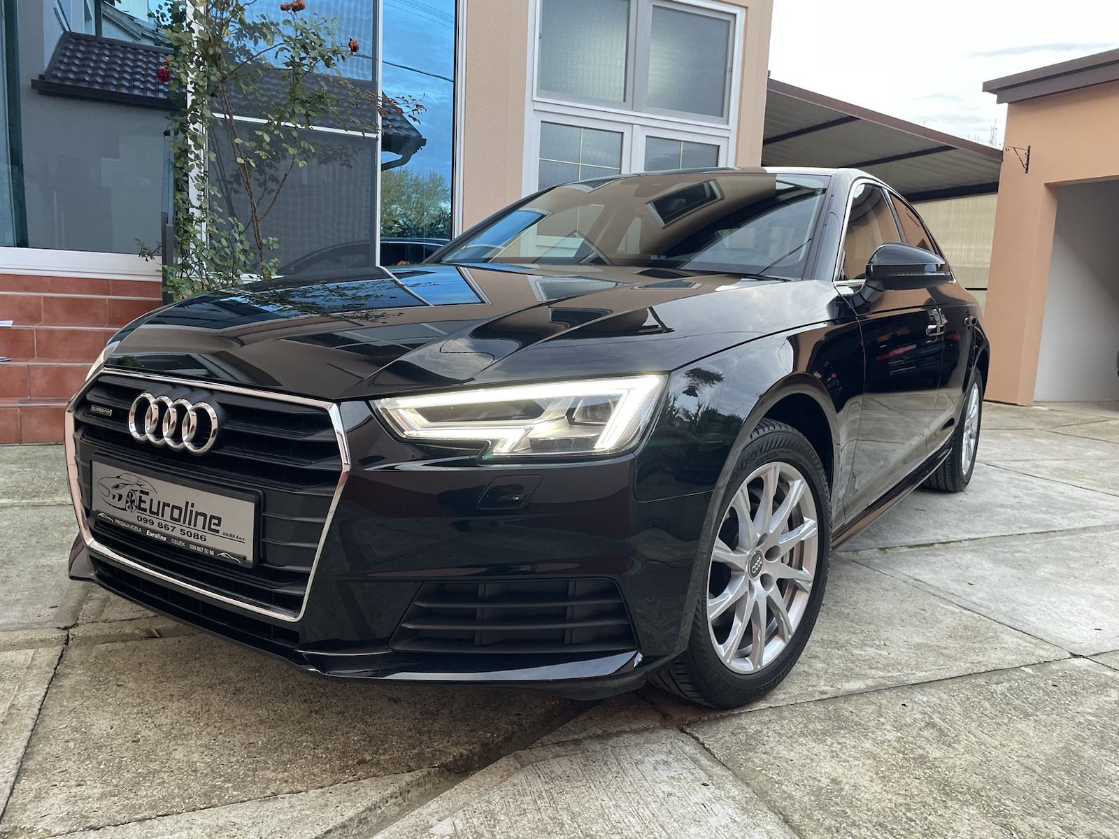 Audi A4 2,0 TDI- 140KW, Matrix, Quattro, Automatik, 2017 god.