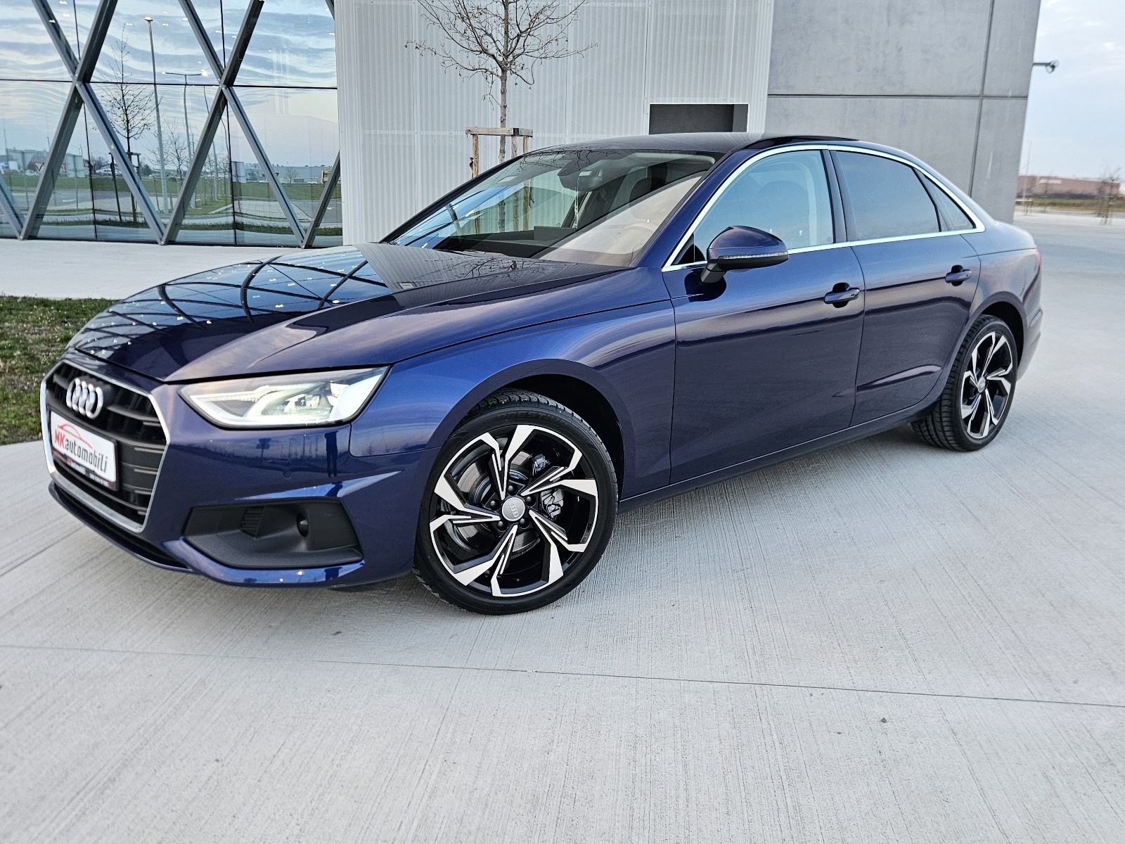 Audi A4 30 TDI S TRONIK,ALU,NAVI,TOP STANJE 103 T.K.M, 2020 god.