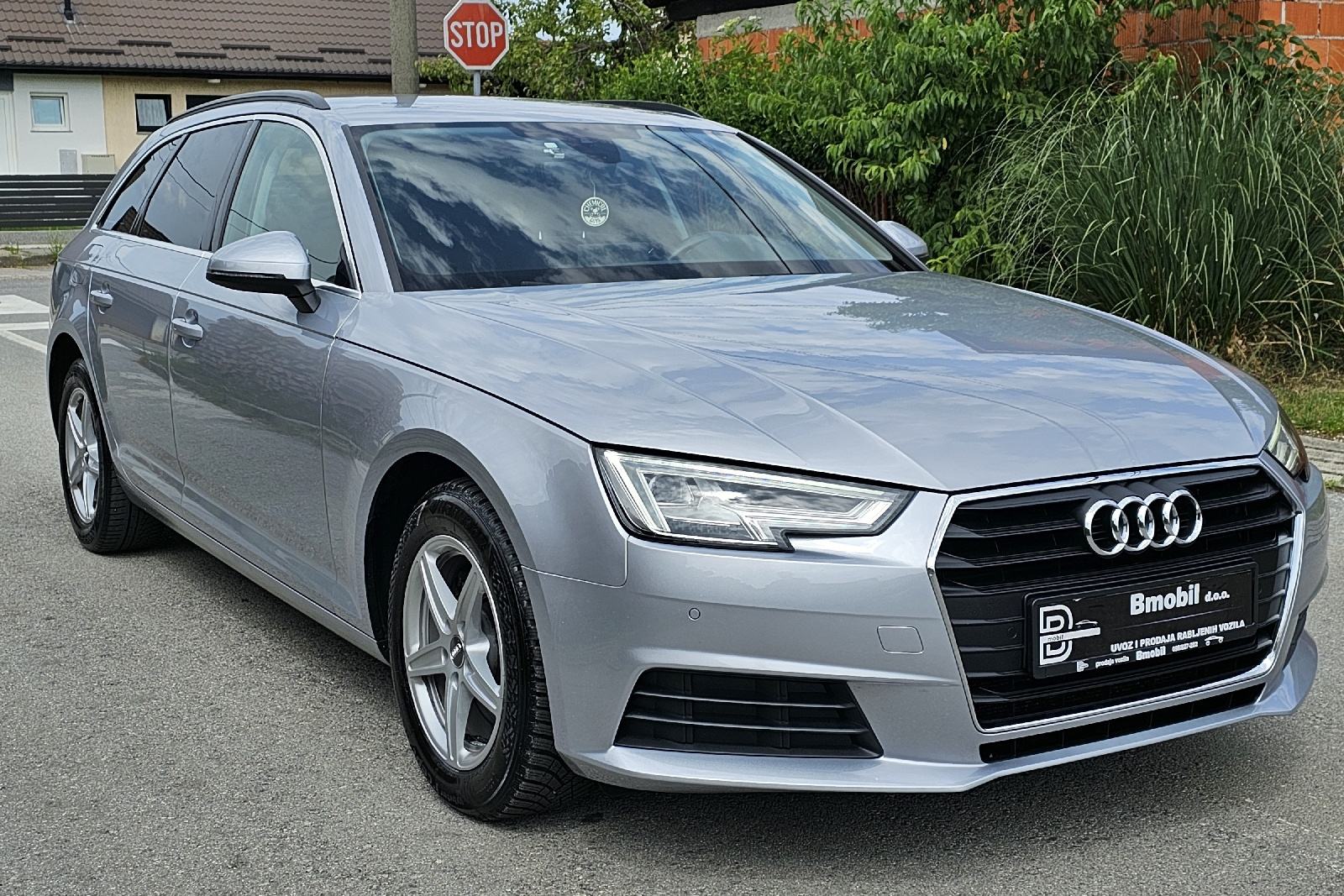 Audi A4 Avant 35 TDI FL.2019 FullLed,Navi,Pdc,Kamera,NFC,F1,JAMSTVO ...