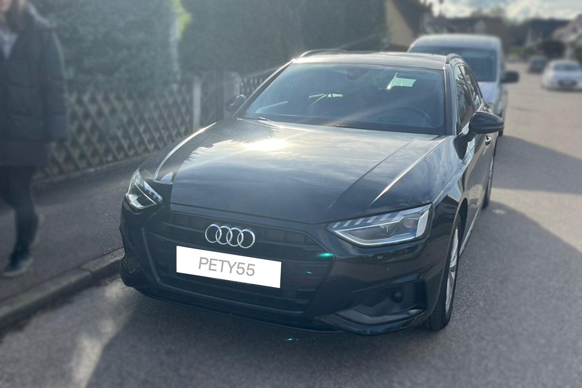 Audi A4 Avant 35 TDI S-Line S-Tronic, LED, AHK, ACC, DIGITAL COCKPIT ...