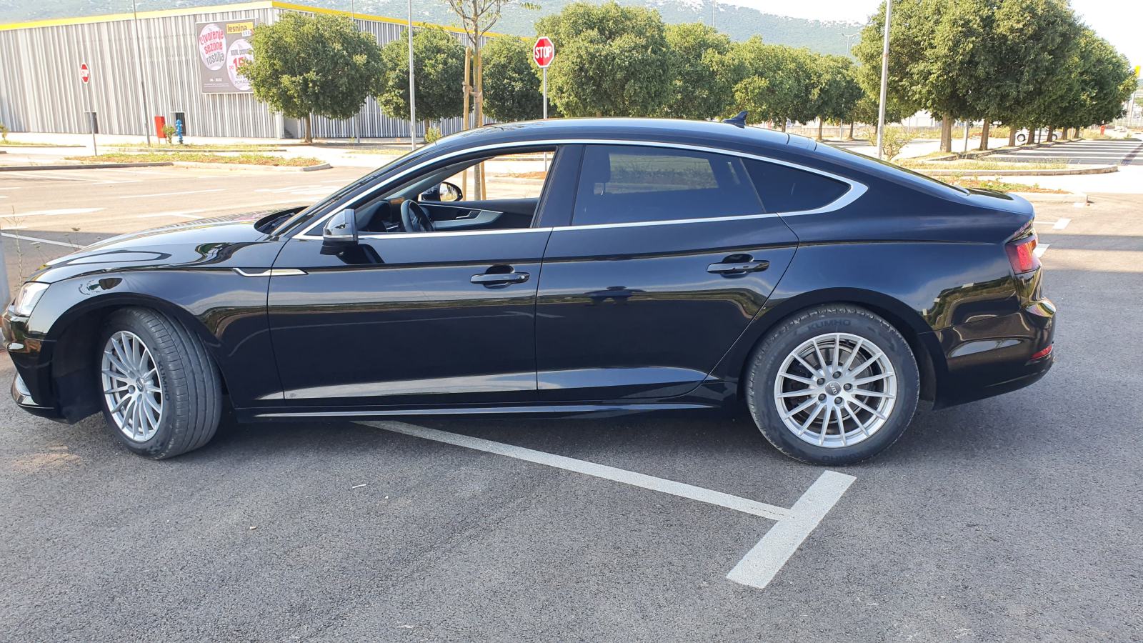 Audi A5 Automatik, Servisna, nove gume, Tempomat, Navigacija, 2018 god.