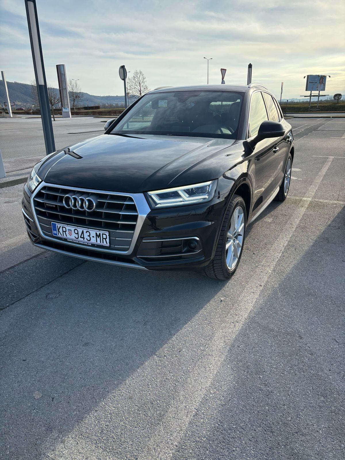Audi Q5 2,0 TDI,Reg 1.god, DSG, Matrix, Webasto, Radar,Virtual, 2017 god.