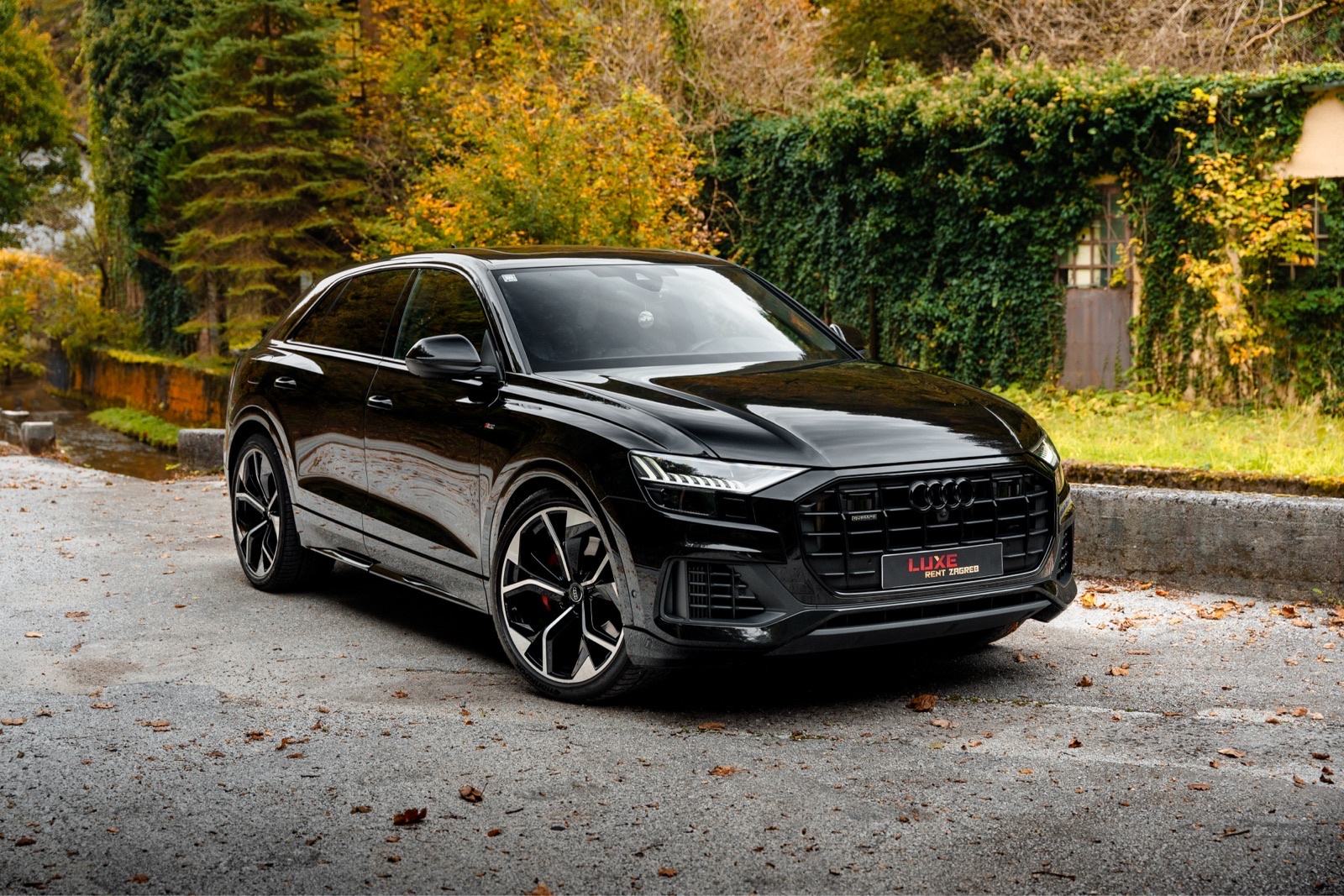 Audi Q8 55 TFSIe S-LINE MATRIX B&O RS ALU 23 (cijena sa PDVom), 2022 god.