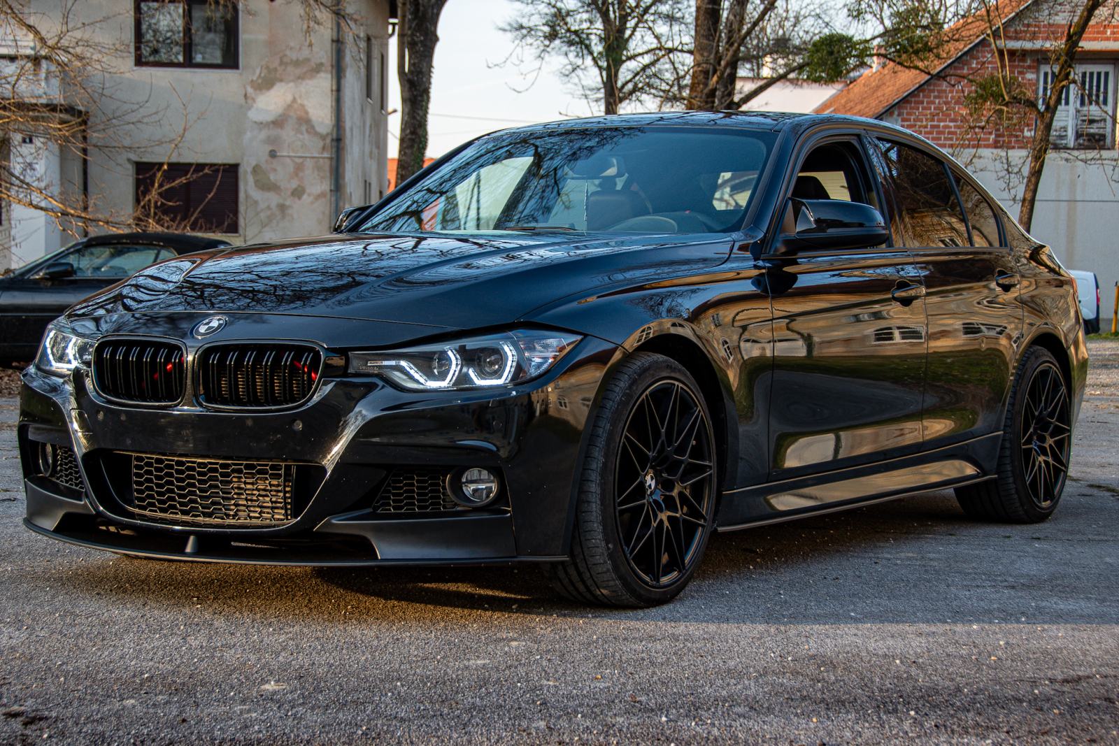 BMW 3 F30 M Paket / LED Volan / LCD Ključ, 2013 god.