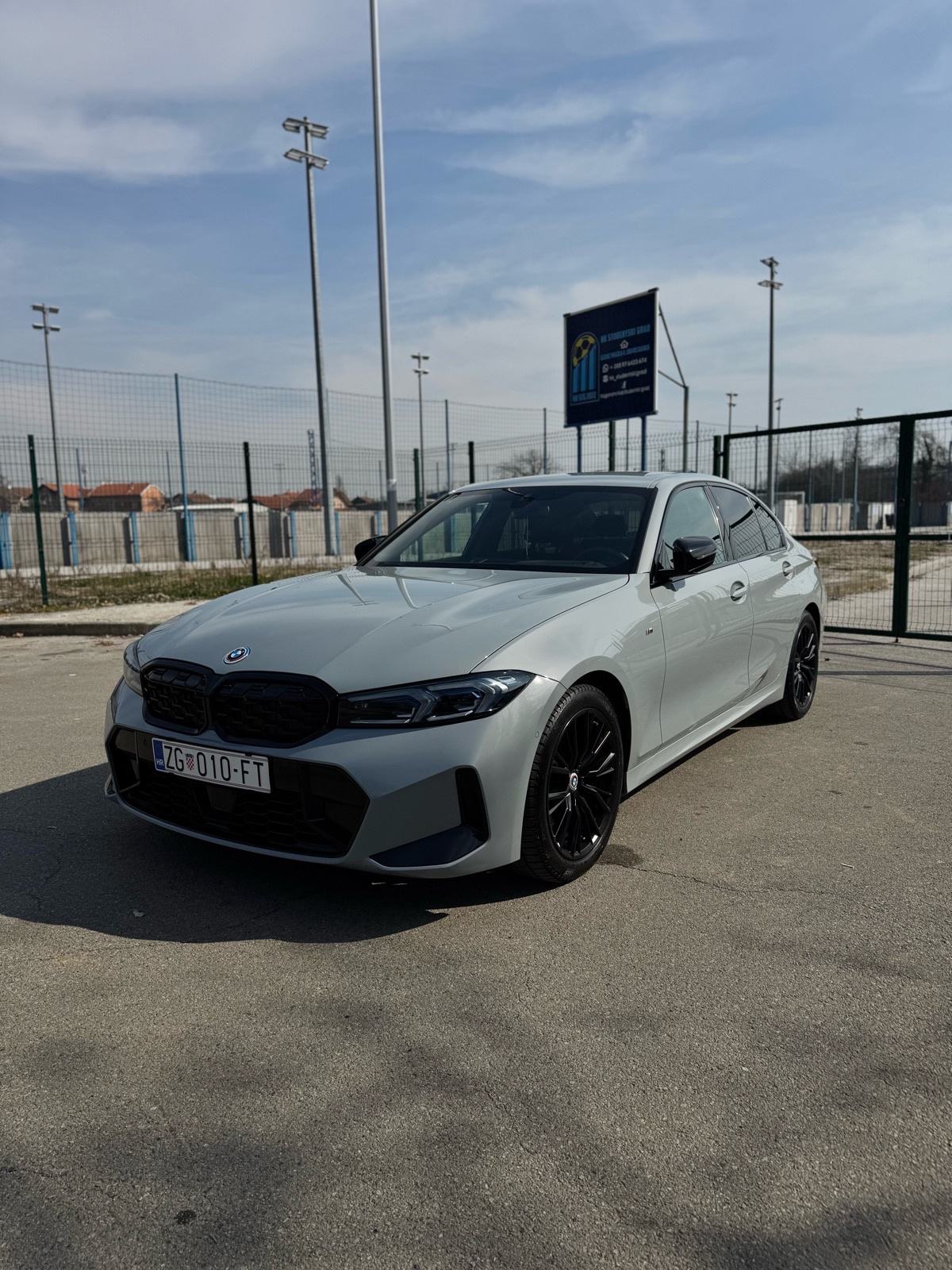 BMW 320xd M Paket Facelift Shadowline, 2023 god.