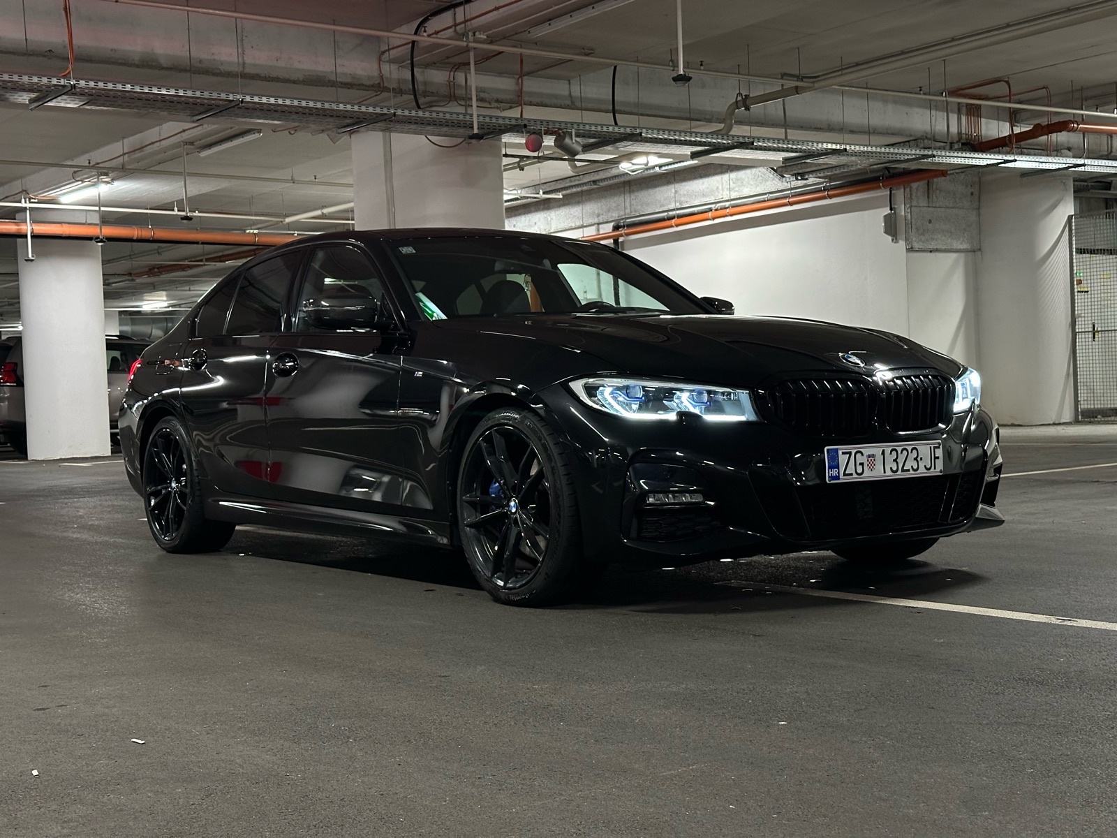 BMW 330i G20, M paket, 2019 god.