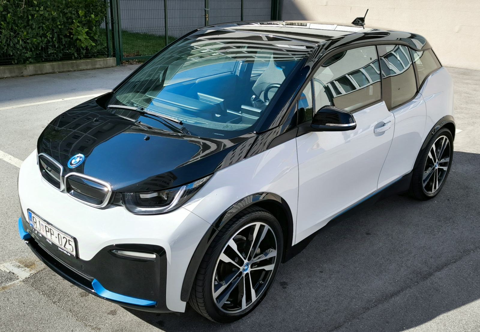 BMW 3s, PREMIUM, 135kw, 184ks, PRO Navigacija, EKSTRA, 2022 god.