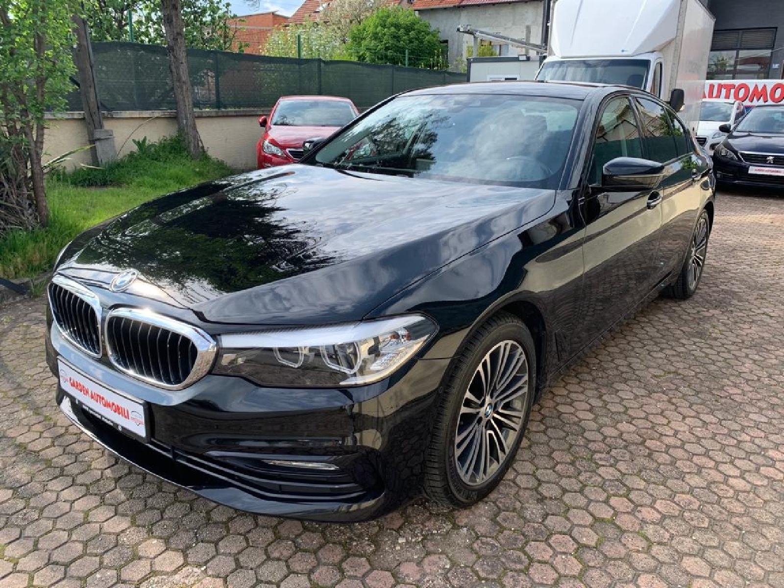 BMW 520 Xd*Sport line*Virtuala*Displey Key*Pdv*Head up*Kam 360*Radar ...