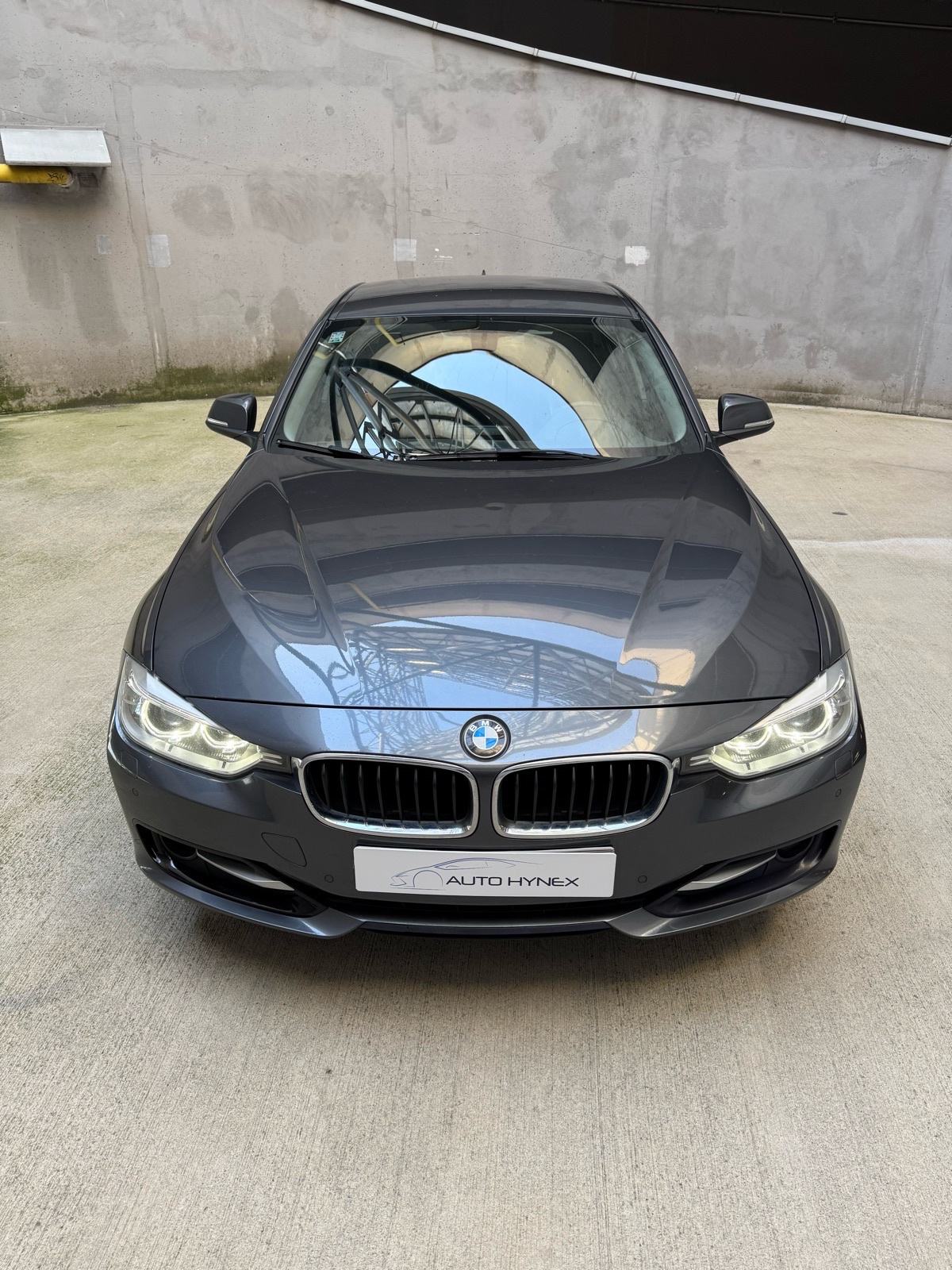 BMW F30 318D 2015 •Sport• !, 2015 god.