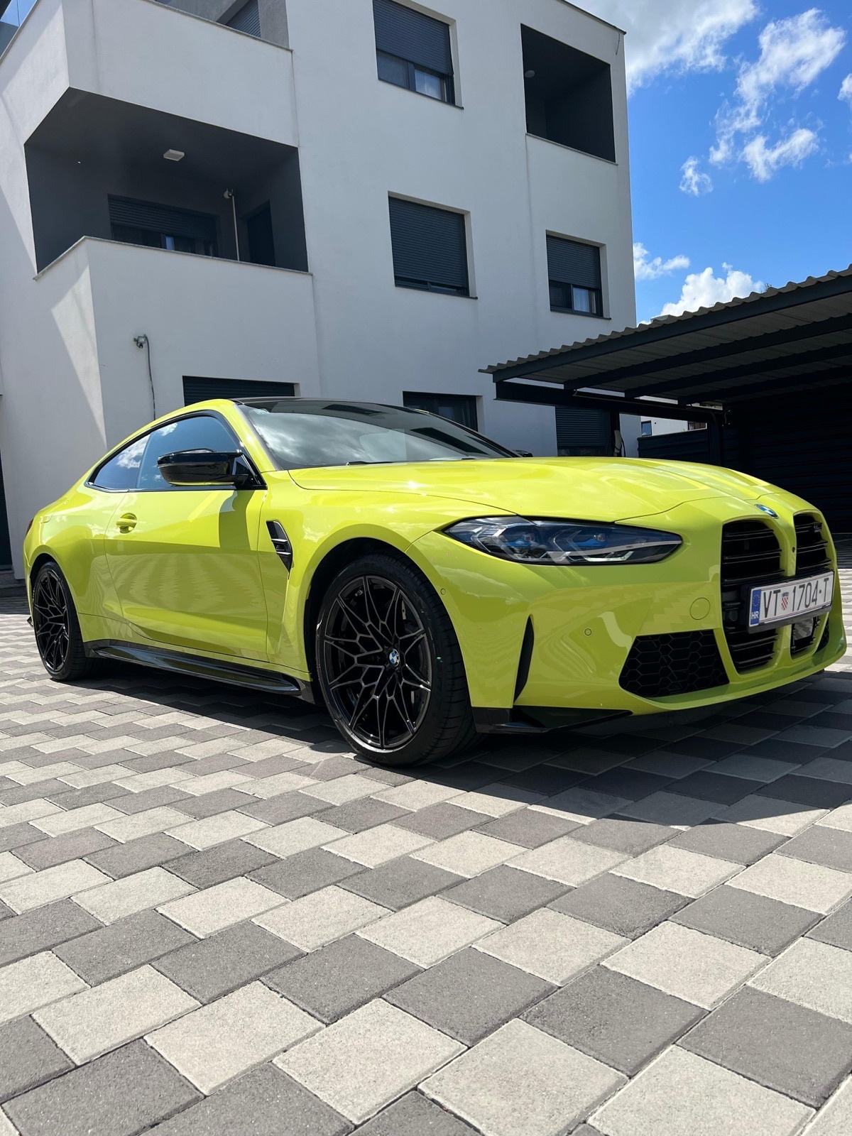 BMW M4 Competition,koza,laser,harman kardon,head up,radari,top stanje ...