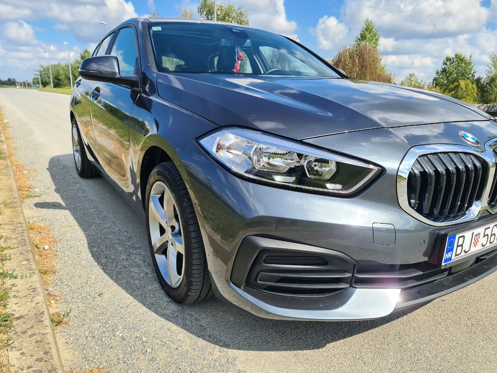 BMW serija 1 116d 37.000km, AUTOMATIK,GRIJANJE VOLANA I SJEDALA,ŠIBER ...