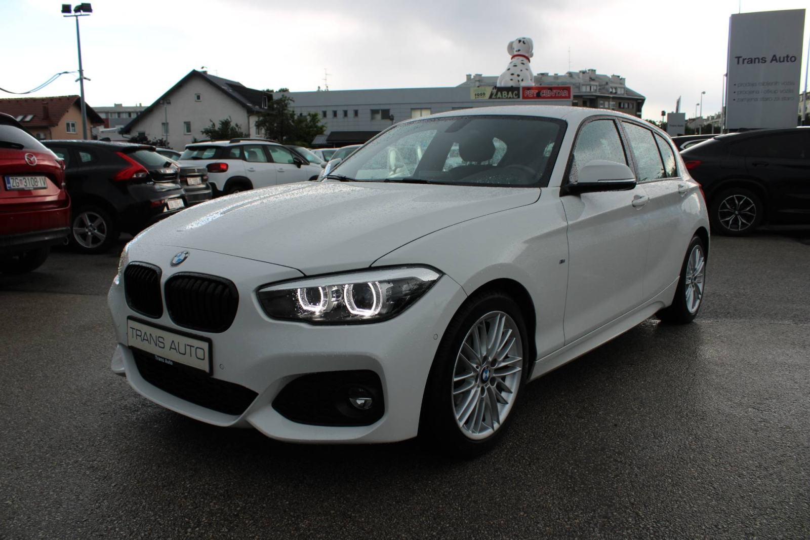 BMW serija 1 116i ///M Paket *LED,NAVIGACIJA,KAMERA* - reg 5/2025, 2019 ...