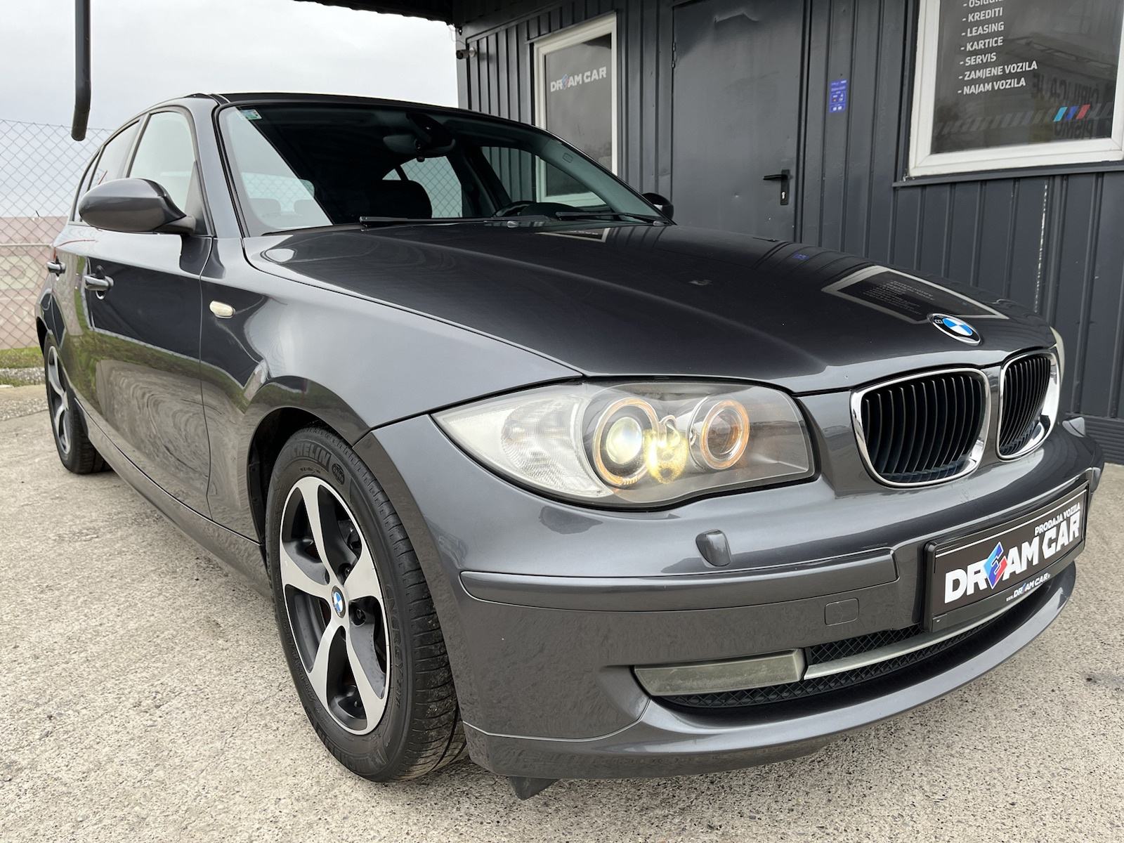 BMW serija 1 118d,Xenon,alu 16,reg;12/23, 2007 god.