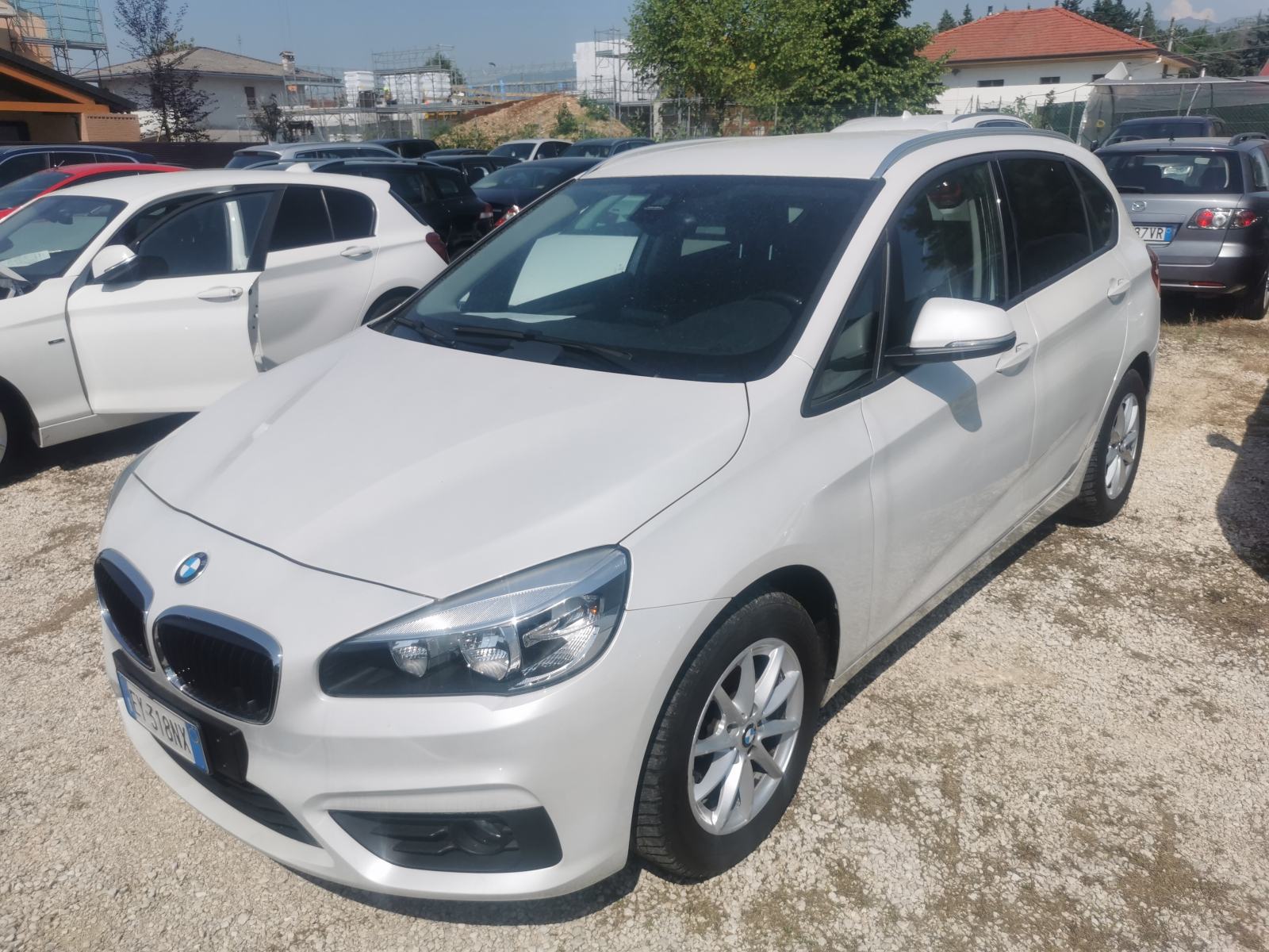 BMW serija 2 Active Tourer 216d, 2015 god.