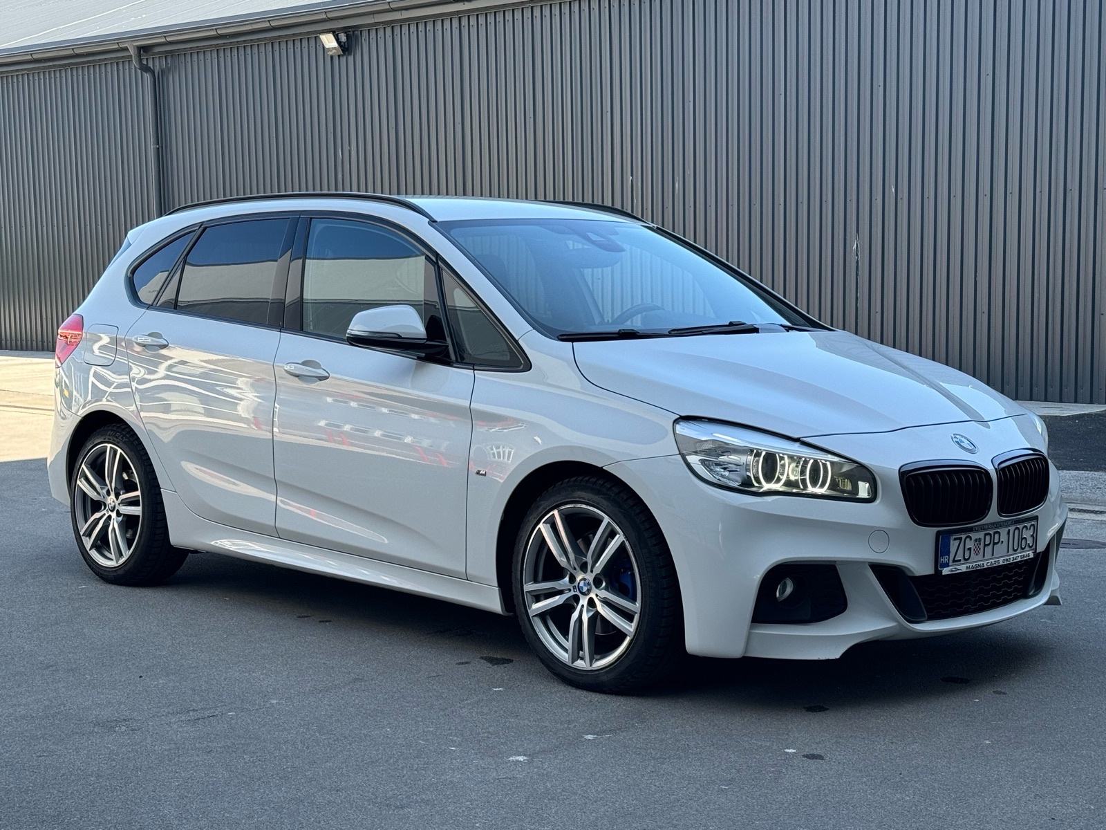 BMW serija 2 Active Tourer 220d #M paket# NAVIGACIJA# AUTOMATIK, 2015 god.