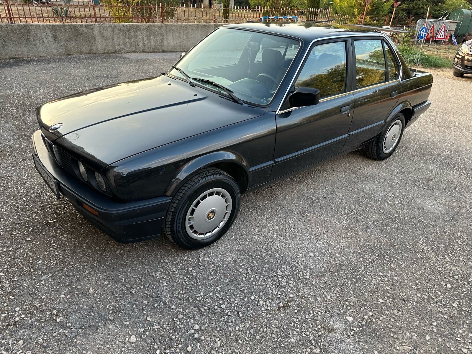 BMW E 30 316i KOCKICA, 1990 god.