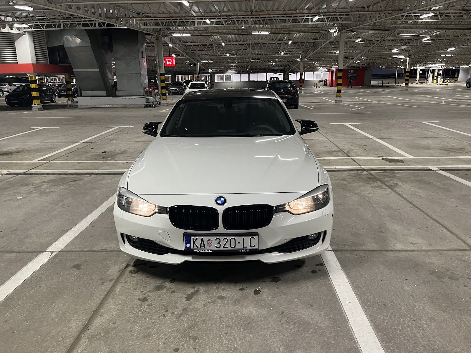 BMW serija 3 320d, 2015 god.
